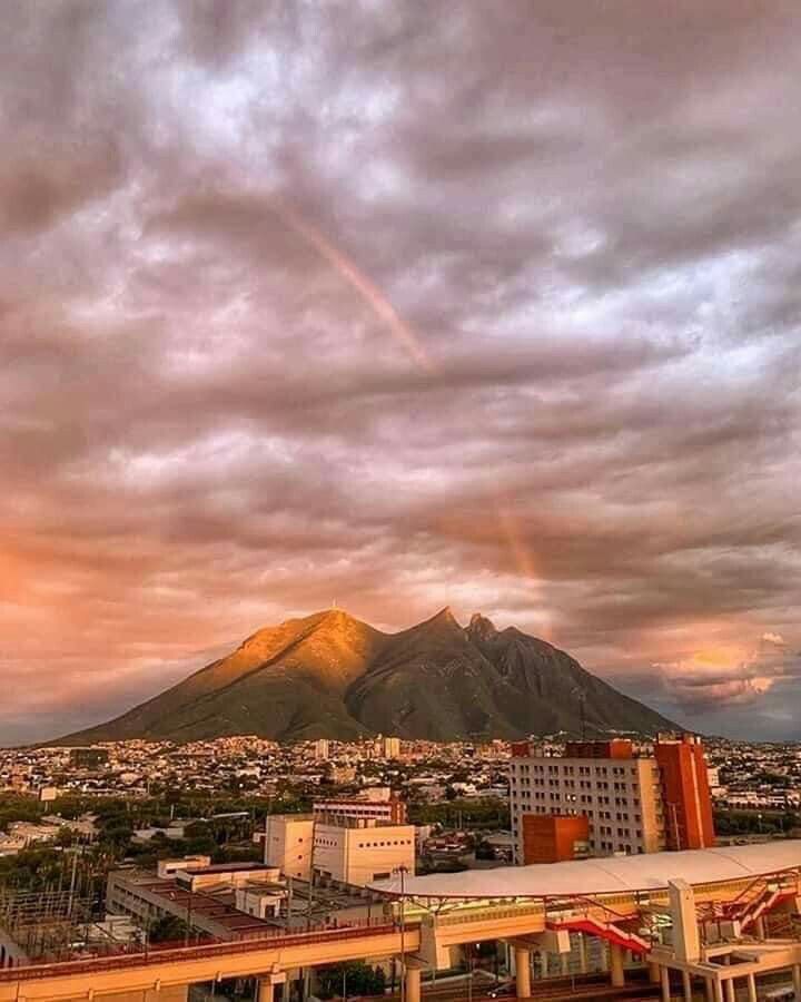 Monterrey kleurplaten gratis afdrukken voor creatieve momenten